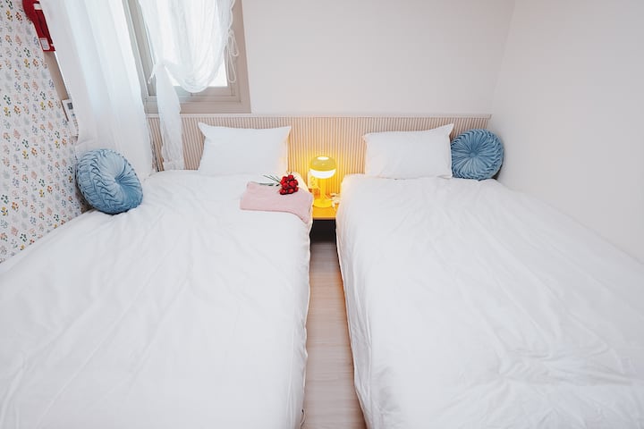 신포문화거리 도보1분 레토하우스 꿈꾸는 방 - Incheon