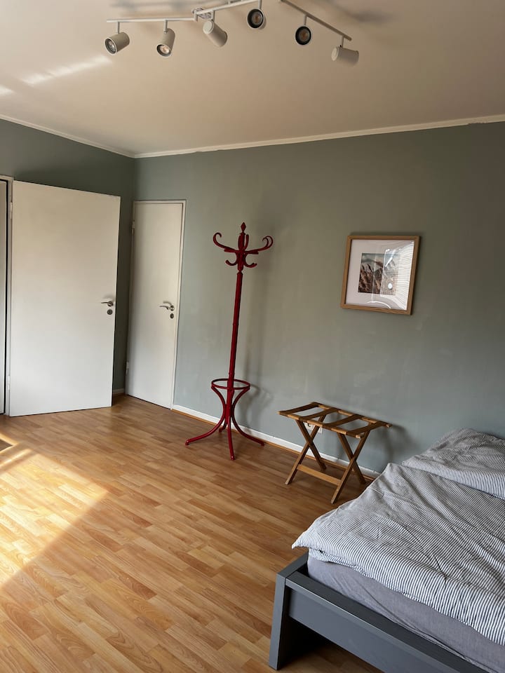 Messewohnung ! 5 Min Von Messe - Düsseldorf