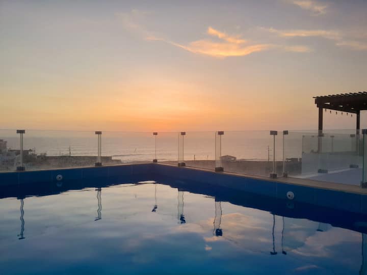 Escapa Al Paraíso En San Bartolo - Peru