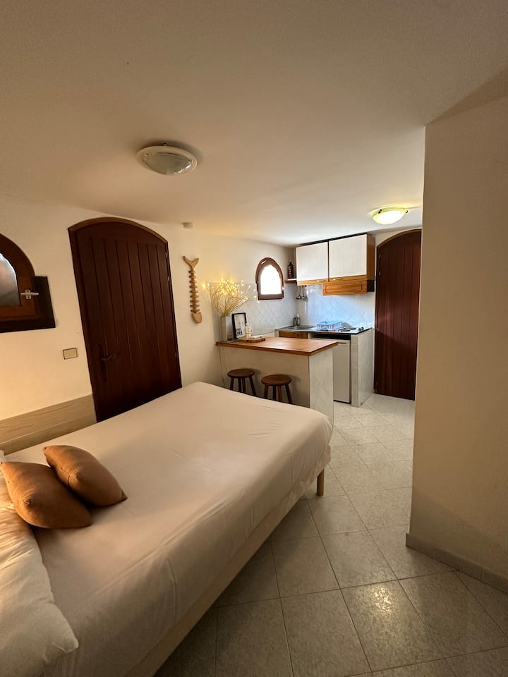 Studio Indépendant Avec Clim Situé à 200mde La Mer - Arles