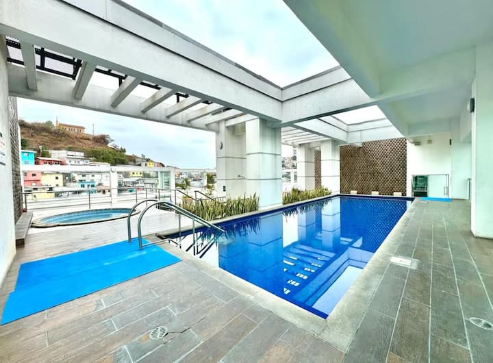 Hermosa Suite En Puerto Santa Ana - Guayaquil