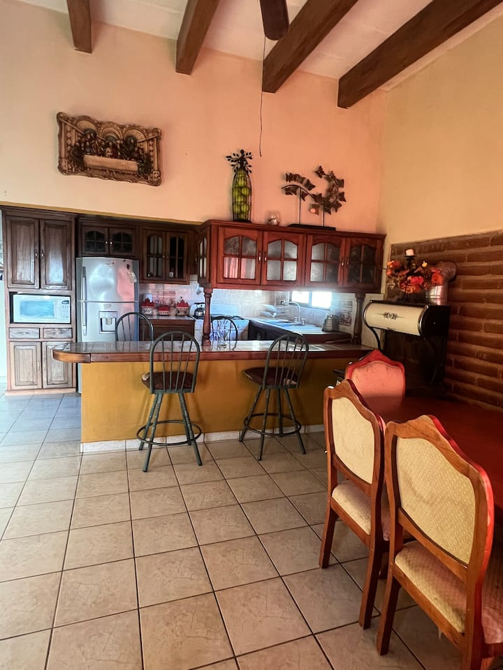 Disfruta Y Siéntete Como En Casa - Álamos