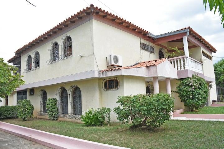 Confortable Y Seguro Hospedaje. - Valledupar