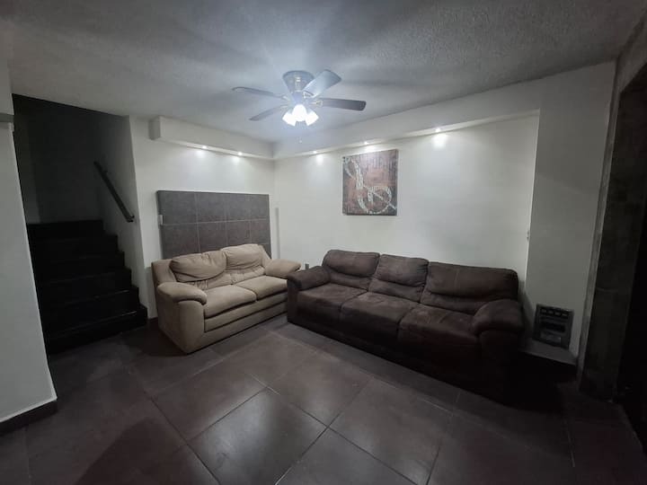 Casa Guadalupe Gran Ubicación - メキシコ グアダルーペ