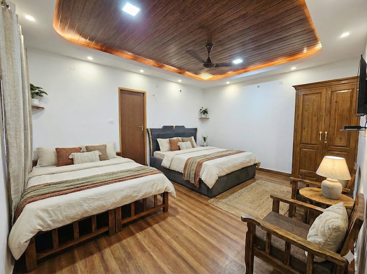 Family Room Near Thunga River | Sringeri Stay - Sringeri