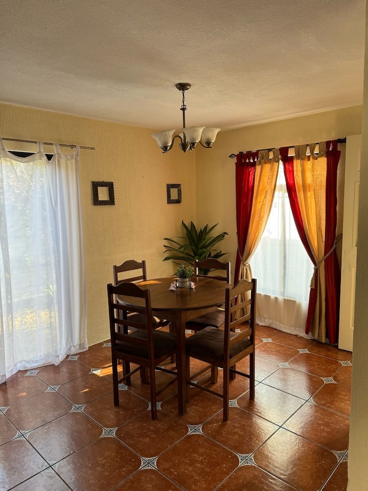 Casa Roma - A Solo 10 Min De La Antigua Guatemala - Santa Maria de Jesús