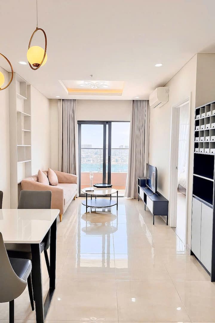 Monarchy B Apartment| 2brs 2bas |By Charm Homestay - Da Nang