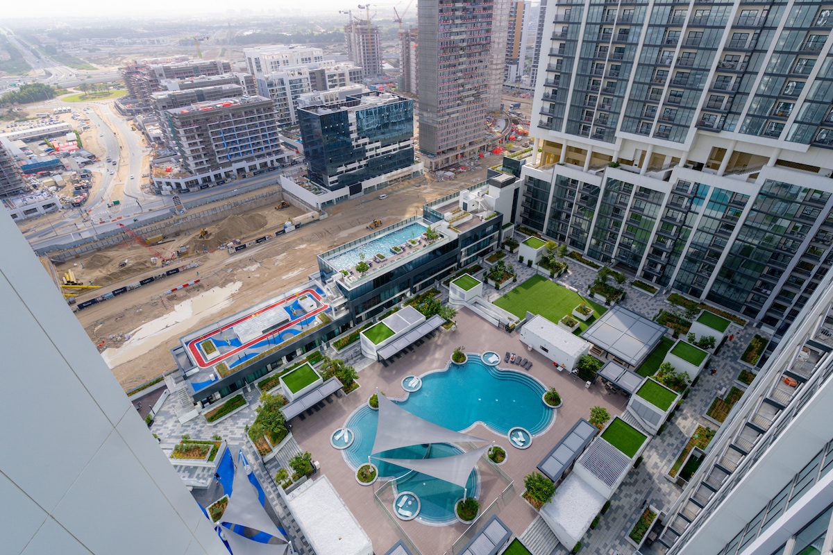 Modern Luxury 1BR at The Crest | Pool & Gym Access - Flats for Rent in ...