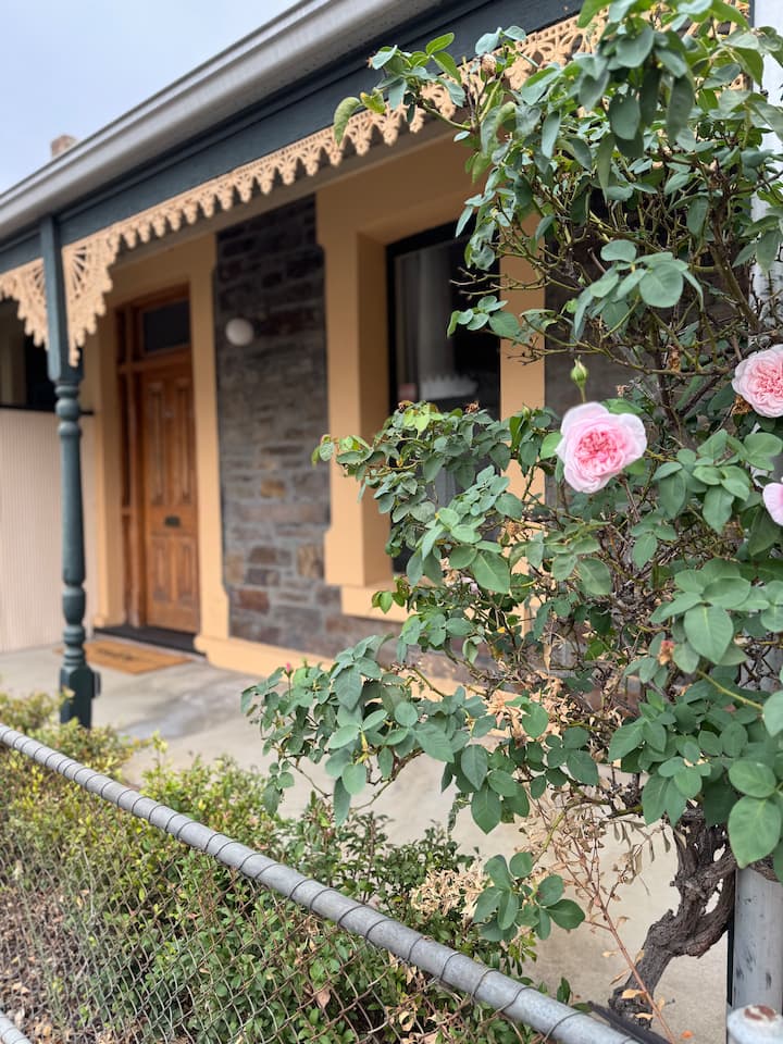 Ruby’s Cottage Norwood - Walk To The City & Parade - Adelaide