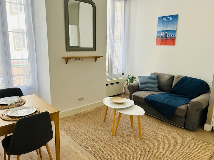 Port De Nice, Joli Appartement - Nice