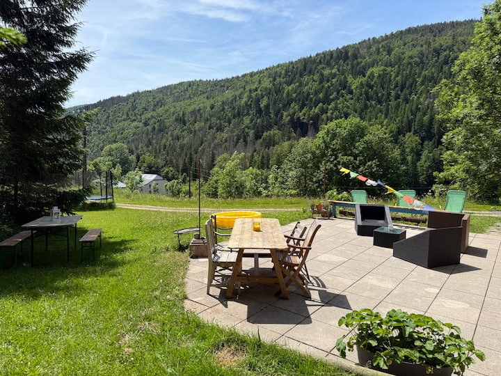 Rustic Farm House (Sleeps 10+) - Gex