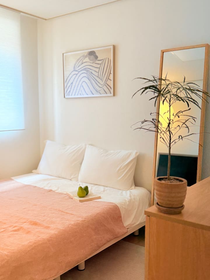 [신축]#서초 7분#강남#교대#예술의전당#성모병원#넓은 수납공간#무료주차1대#2룸2퀸베드 - Seoul