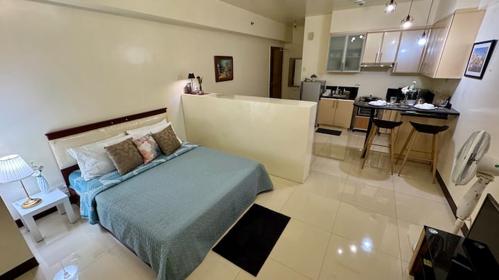 Executive Studio Cozy Modern Escape - Taguig