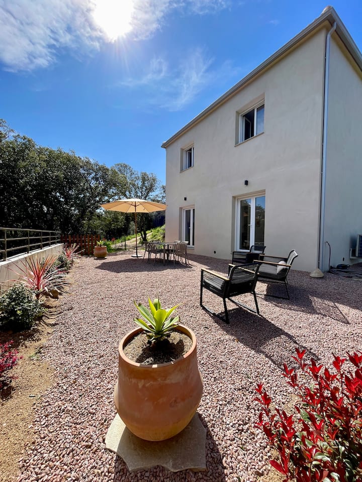 Villa Gala - Maison Familiale Neuve, Calme Absolu - Bastelicaccia