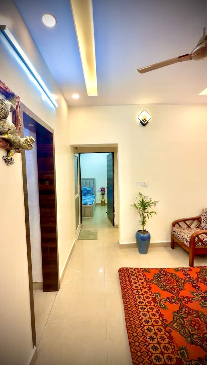 Luxury 2bhk Independent Flat In Vikaspuri - Delhi, India