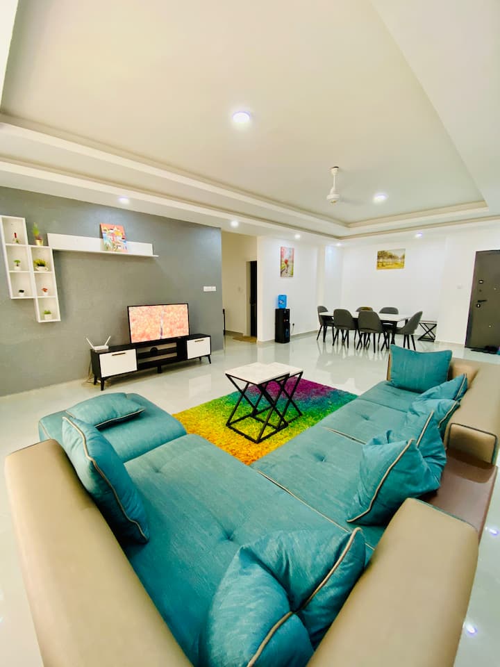 Cozy 3 Bedroom Apartment-2 Min Walk To The Beach - Mombasa