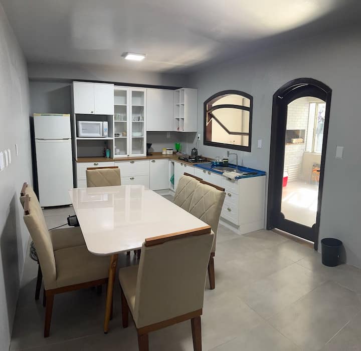 Suíte 01 Conforto & Estilo - Tramandaí