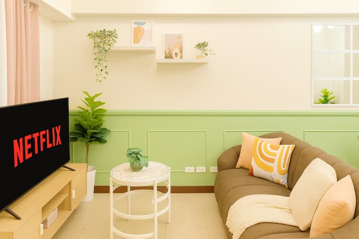 2br Suite Escape•skyline View•kapitolyo•bgc Nearby - Taguig