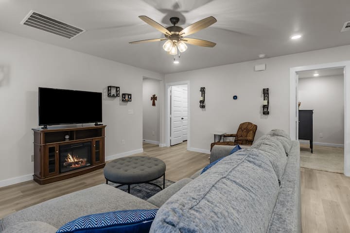 Cozy Stay - Odessa, TX