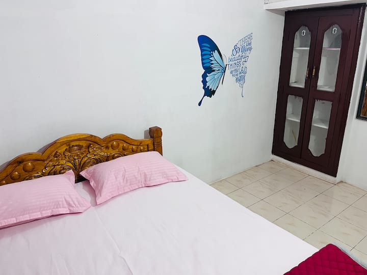 Aura Residency A/c, 500m To Arunachala Temple - Tiruvannamalai