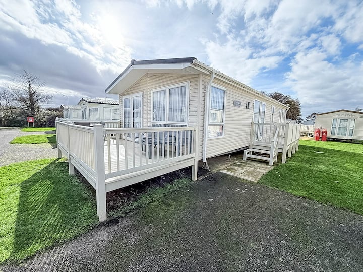 Lodge At Manor Park, Hunstanton Ref 23021c - Hunstanton