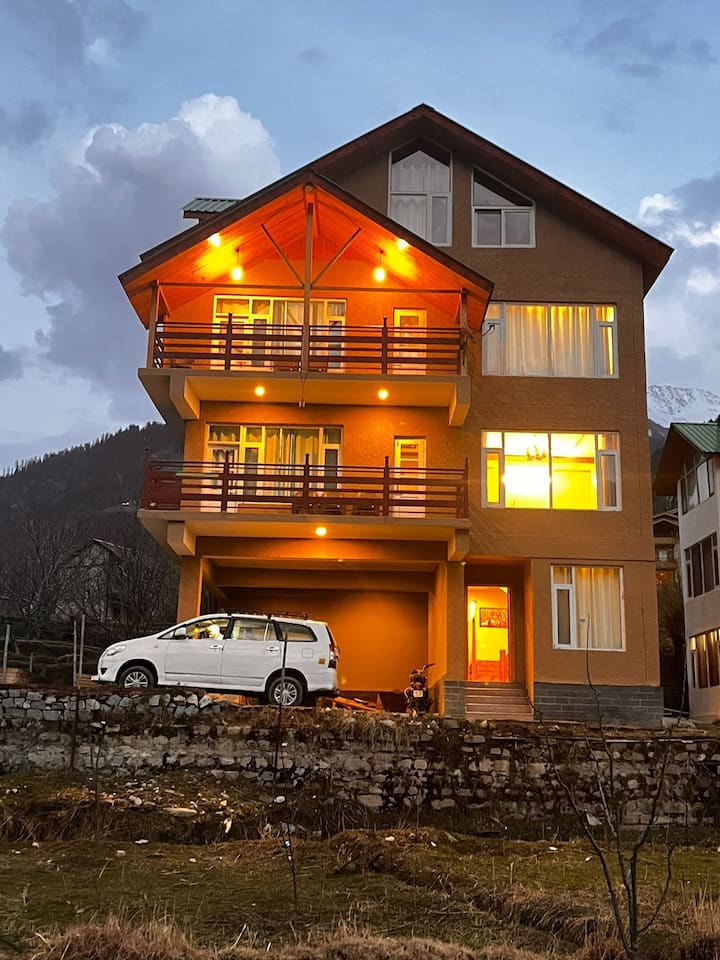 9 Bed Rooms In Manali - Manali