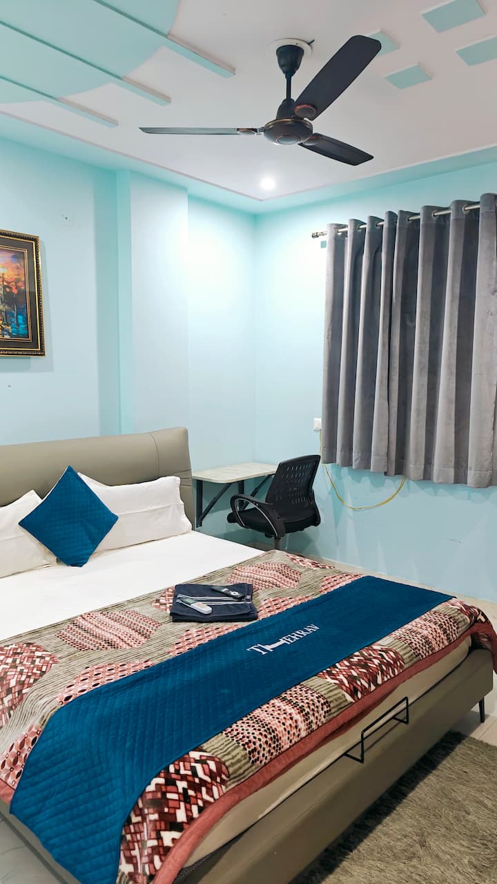 Beautiful And Luxurious Homestay - New Delhi Indira Gandhi Airport (DEL)