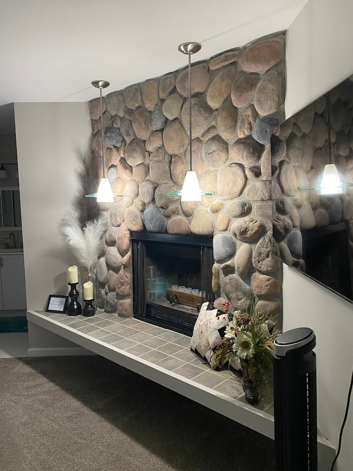 Relaxing Getaway With Garage - Cheyenne, WY
