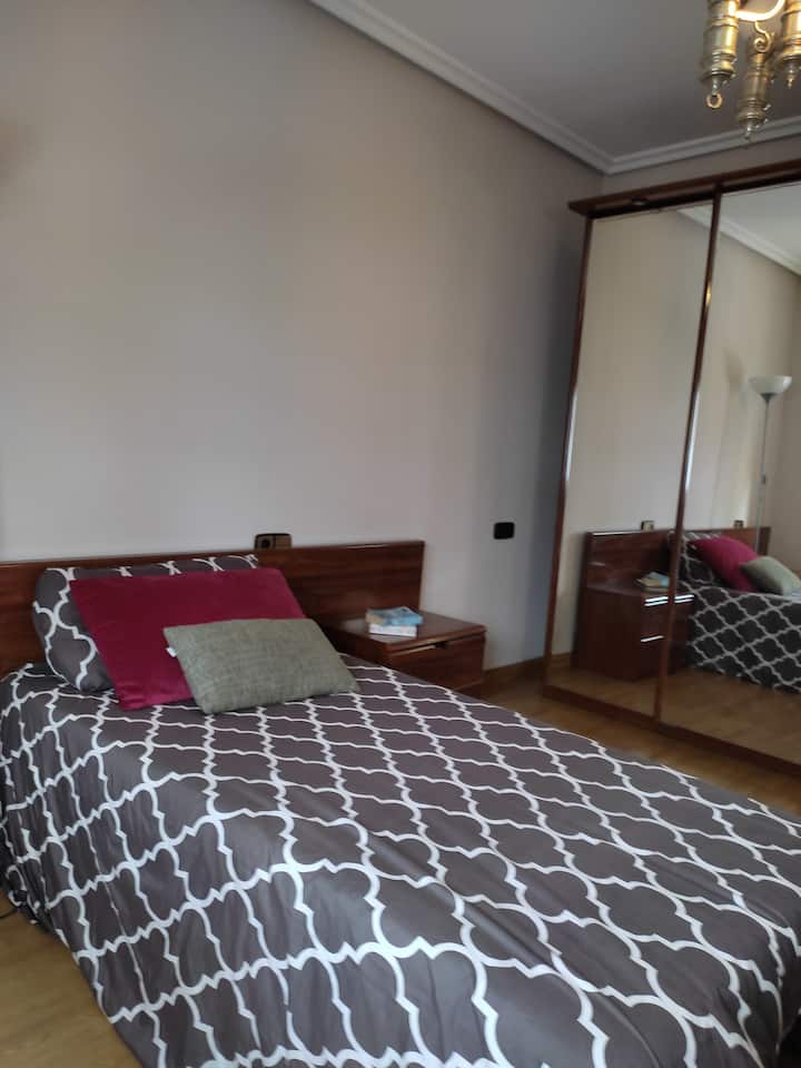 Habitación Confortable - Langreo