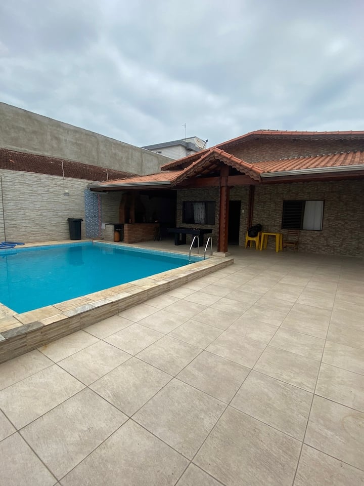 Casa Na Praia Com Piscina - Praia Grande