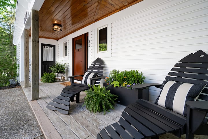 Luxury Cottage + Walkable Beach - Grand Haven, MI