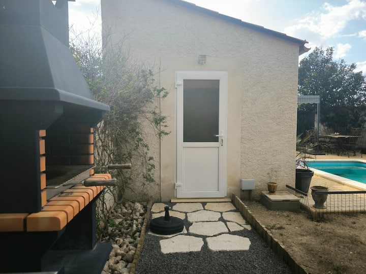 Logement 2 Personnes - Entraigues-sur-la-Sorgue