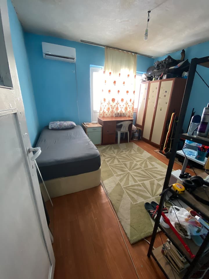 1+0 Klimalı Daire  -Denize 2 Dk- Merkezi Konum - Erdek