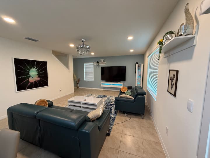 Peaceful Room Available - Sanford, FL
