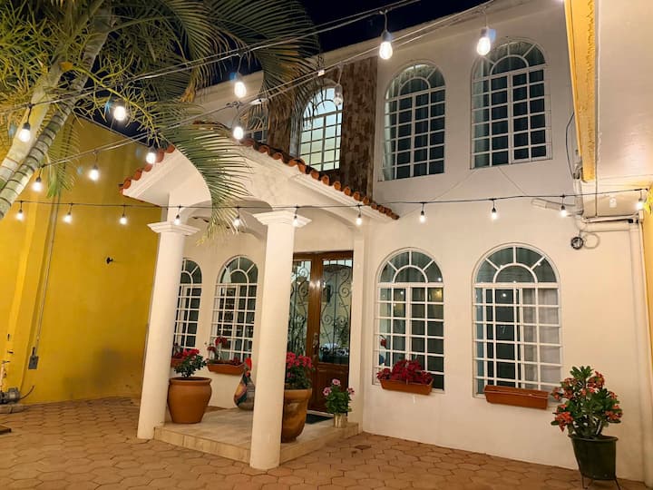 Beautiful House Excellent Location, Montealban 13m - Oaxaca