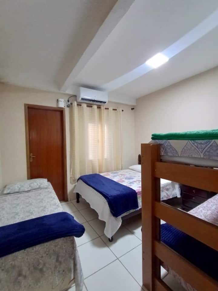 Kitnettop_ 5 Hóspedes _próximo Santuário_zero Taxa - Aparecida