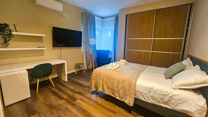 Little Bucharest Downtown Apartments For Groups - Bucarest