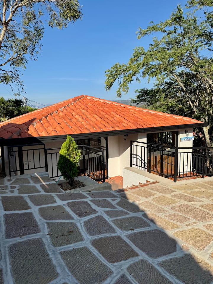Acogedoras Cabañas Para Estrenar - Barichara