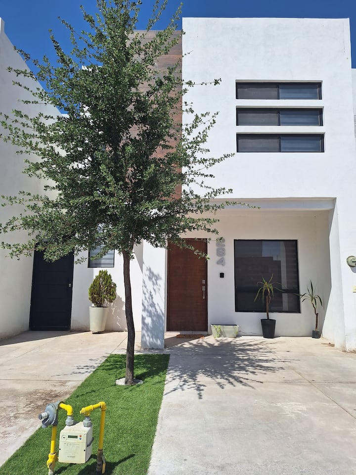 Hierro Suites · Comfort - Torreón