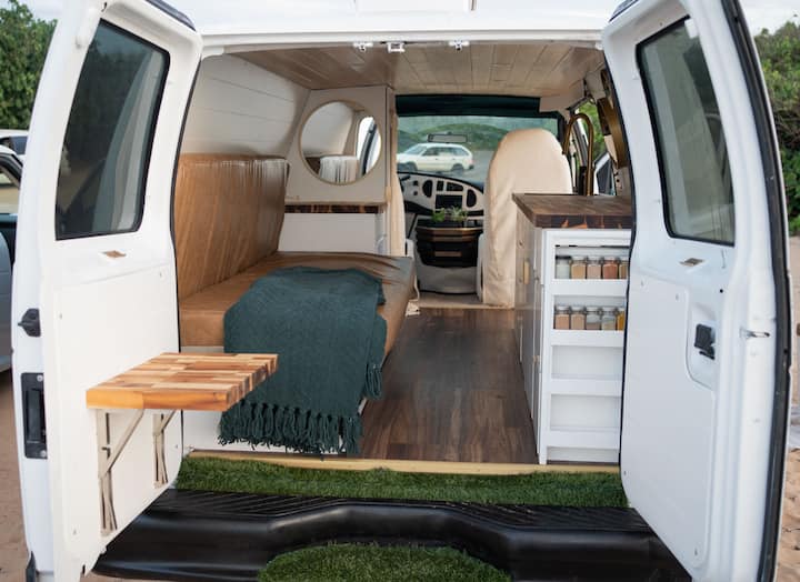 Ford E150 Camper Van -