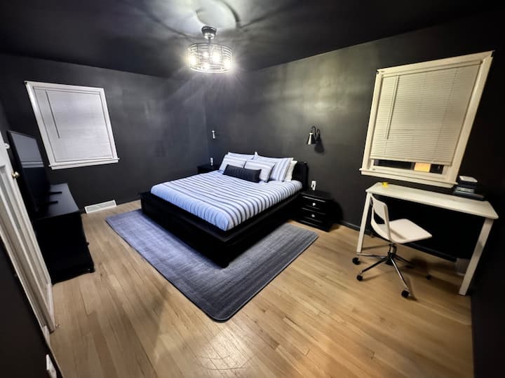 New Large Bedroom! Has Parking! - Albany, NY