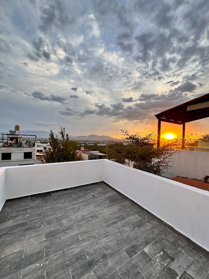 Casa Con Vista Panorámica - Tlaquepaque