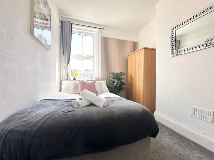The Bournemouth Hideaway*free Parking Included - Boscombe