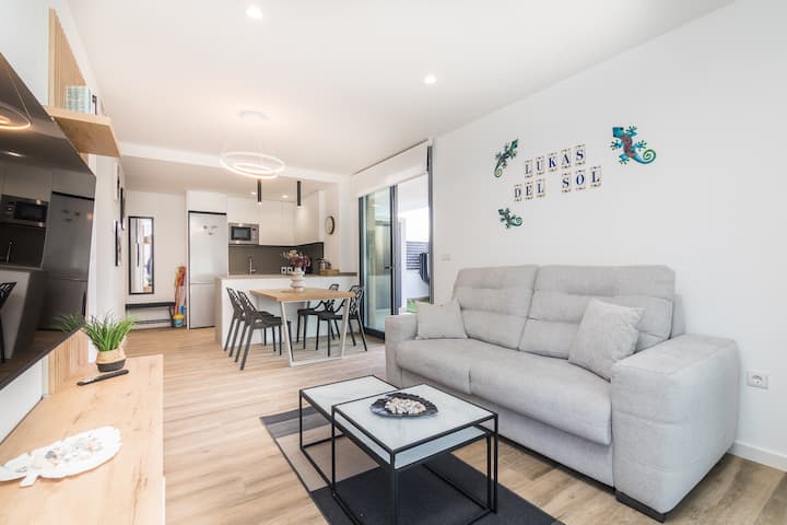 Lukas Del Sol. Pool. Grage. Av.costa Blanca 28 - Tabarca