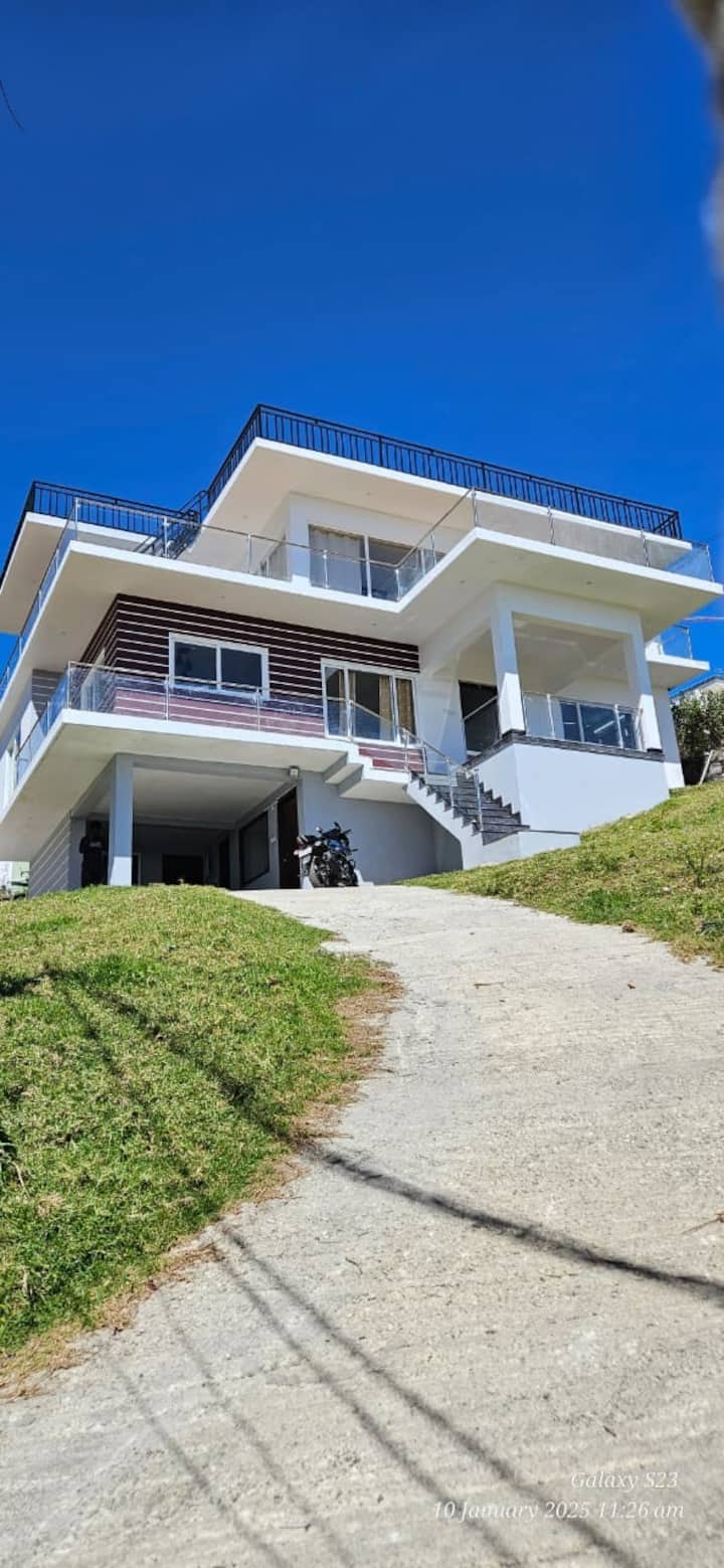 Cozy 4bhk Hideaway - Kodaikanal