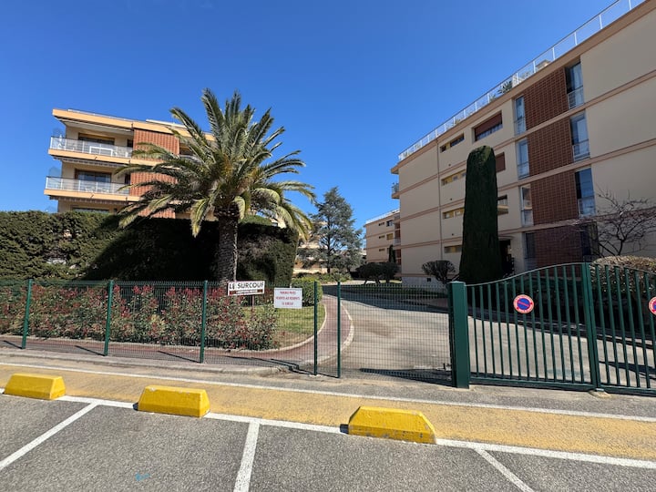 Le Repaire Du Sud Qui Sent L’été - Sainte-Maxime