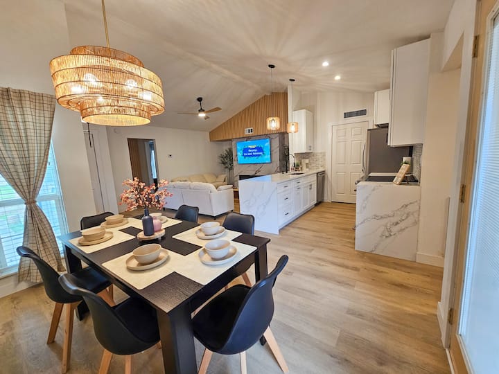 World Cup Ready! Near Frisco + Grandscape Sleeps 6 - The Colony, TX