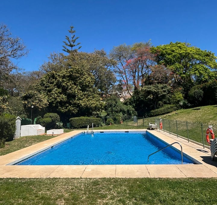 Spacious And Sunny Apartment - Marbella