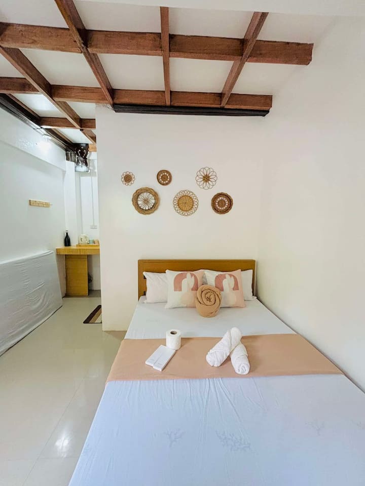 Couple Room Near Rocky Shoreline (4) - Pagudpud