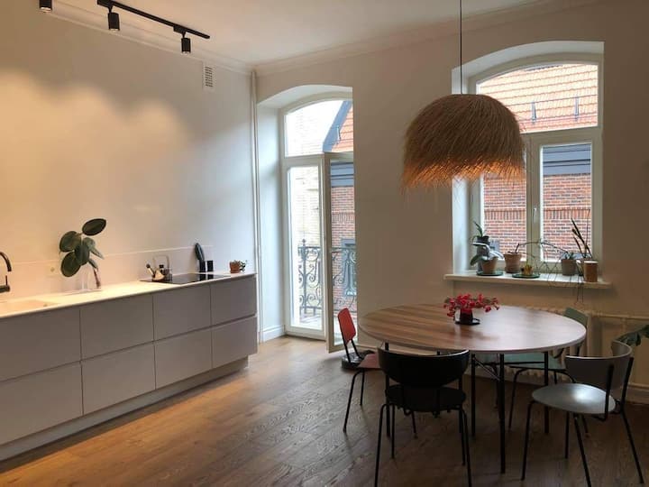 Our Little Old Town Story | Free Parking + Balcony - Vilnius